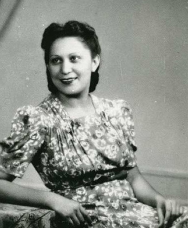 Poesia: A Julia de Burgos - Claridad