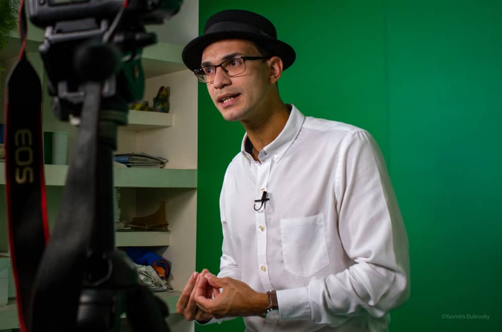 Periodista puertorriqueño lanza programa desde Cuba - Claridad